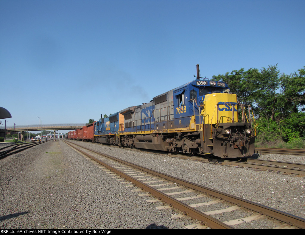 CSX 7638 and 4796